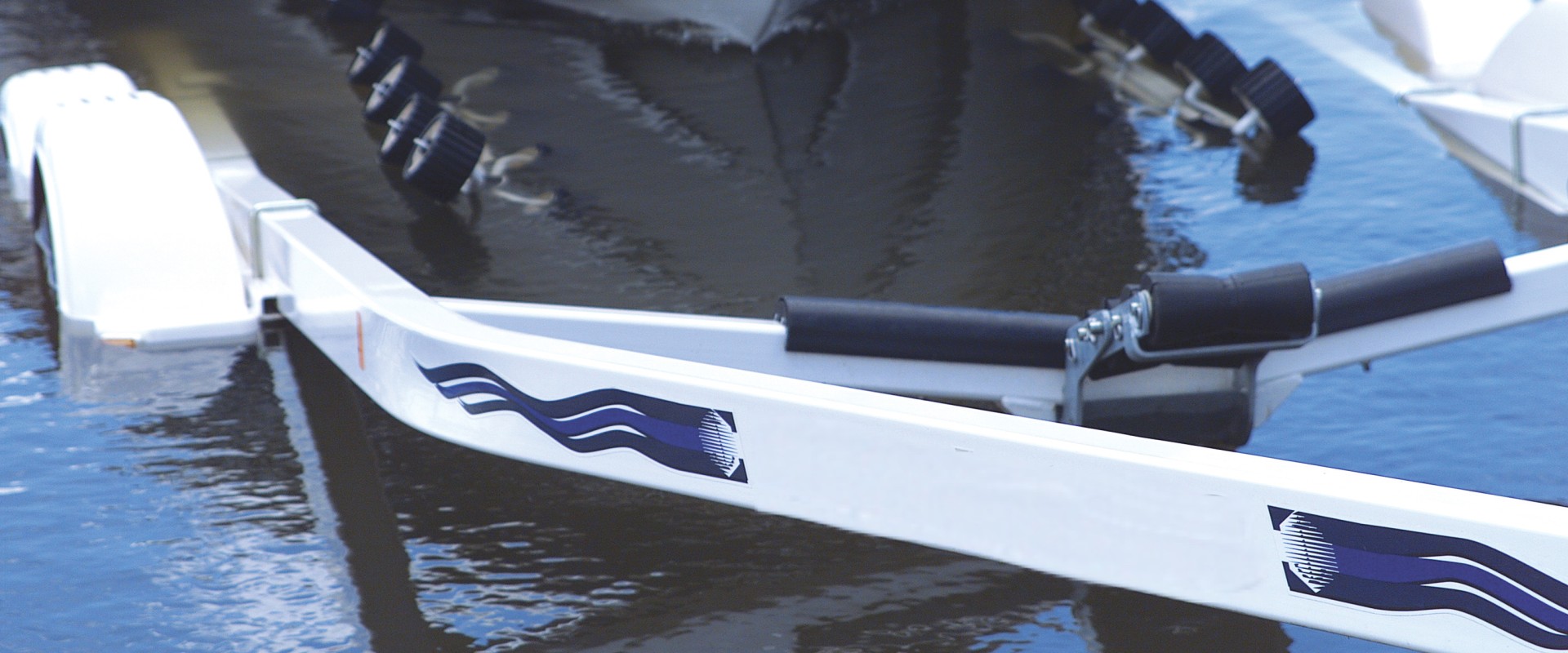 Securing a Boat on a Trailer: A Comprehensive Guide